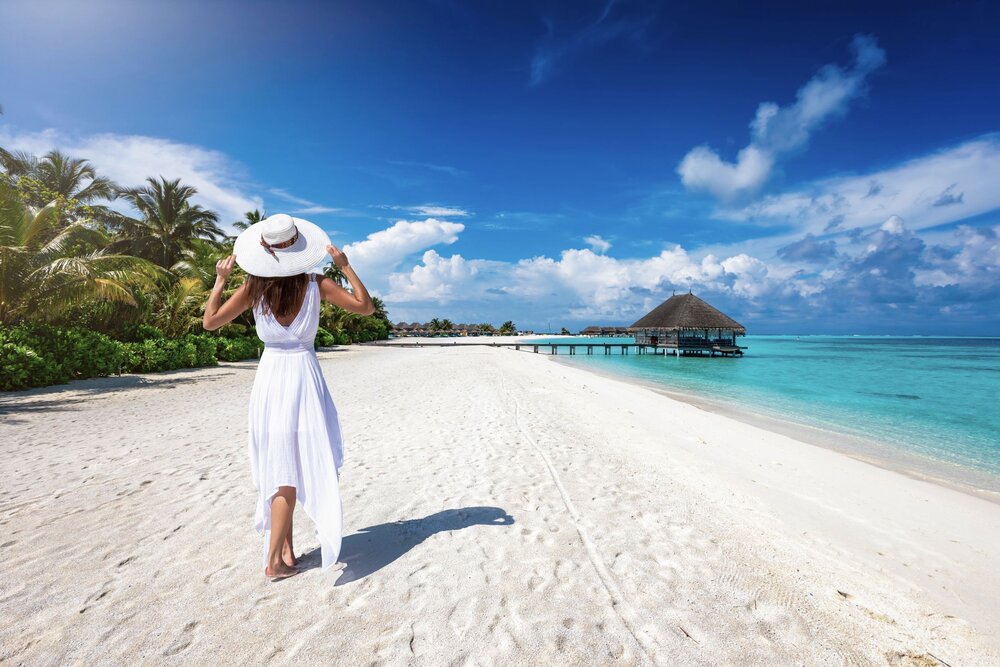 What to pack for a luxury beach holiday